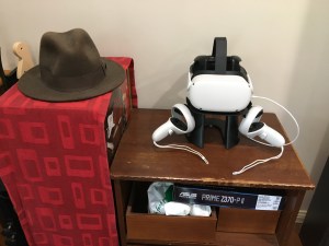 Kiwi Design Oculus Quest 2 VR Headset Stand (Impressions) – The Late ...