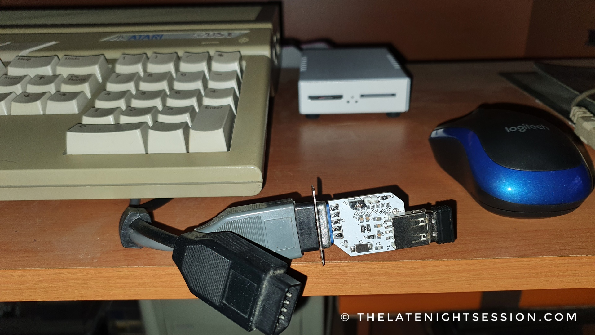 Using a modern mouse on my Atari STE – The Late Night Session